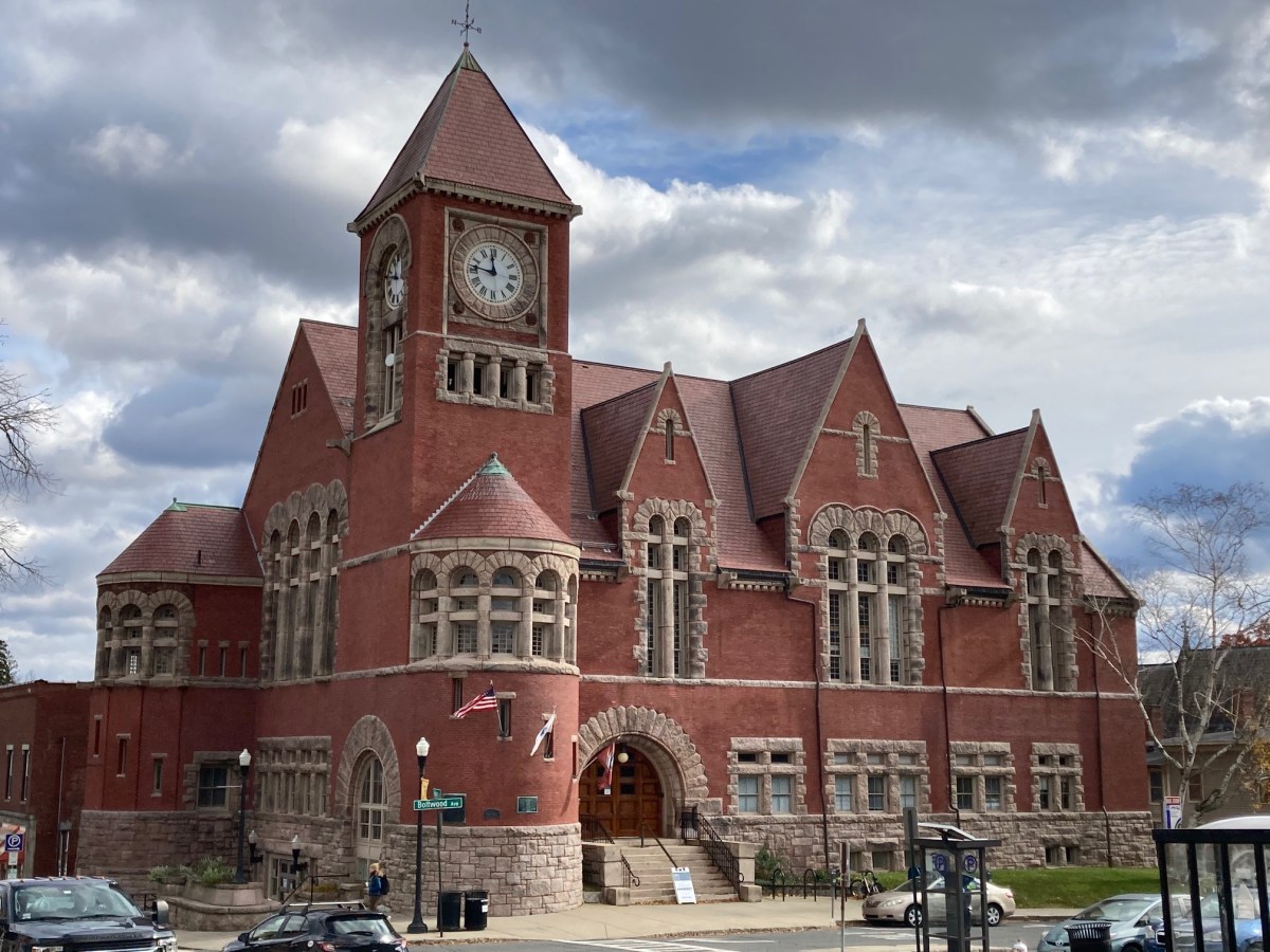 Amherst Town Government – THE AMHERST CURRENT